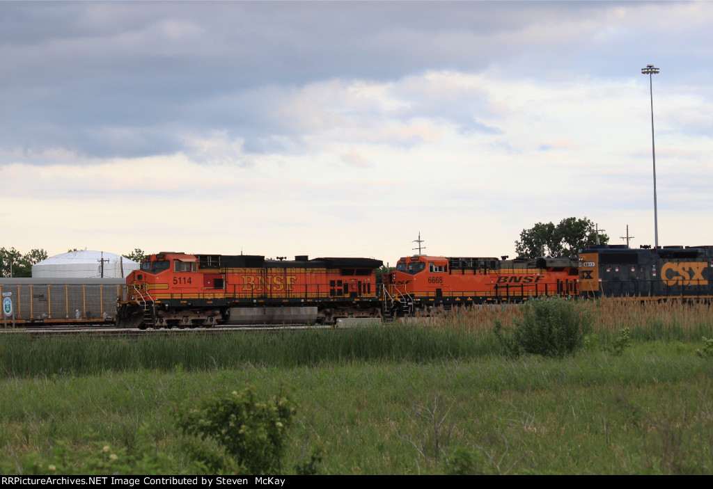 BNSF 5114